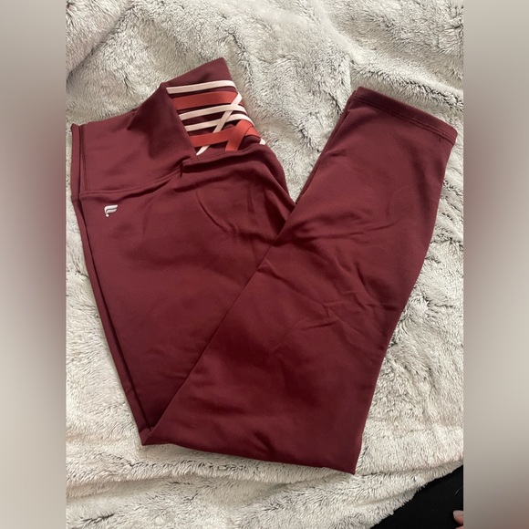 Fabletics | Pants & Jumpsuits | Fabletics Xl Cropped Leggings | Poshmark